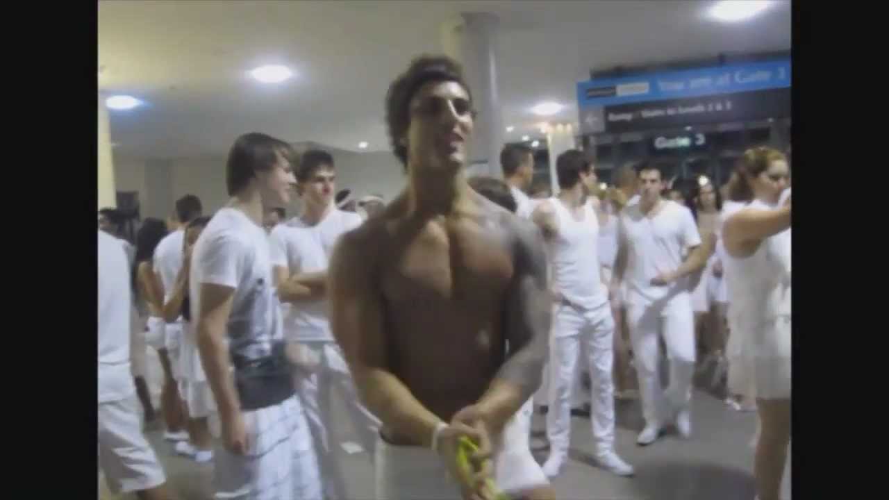 Zyzz Dance (cut) - YouTube