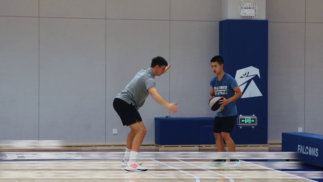 How we teach defensive close-out in basketball (episode 12) - YouTube