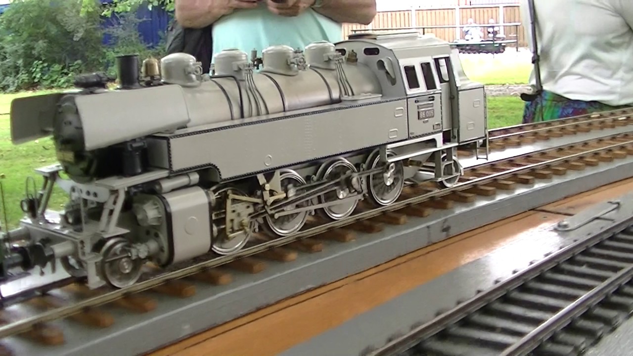 2 tank engines doing some shunting Wyco BR81 and Aster BR 86 Live steam ...