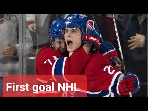 Juraj Slafkovsky - scores first goal NHL - Montreal Canadiens - YouTube