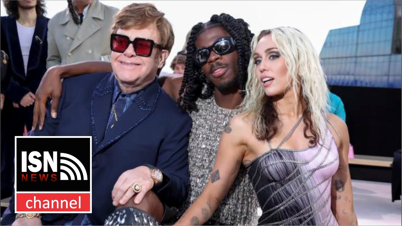 Miley Cyrus Stuns in a Prom Perfect Two-Tone - YouTube