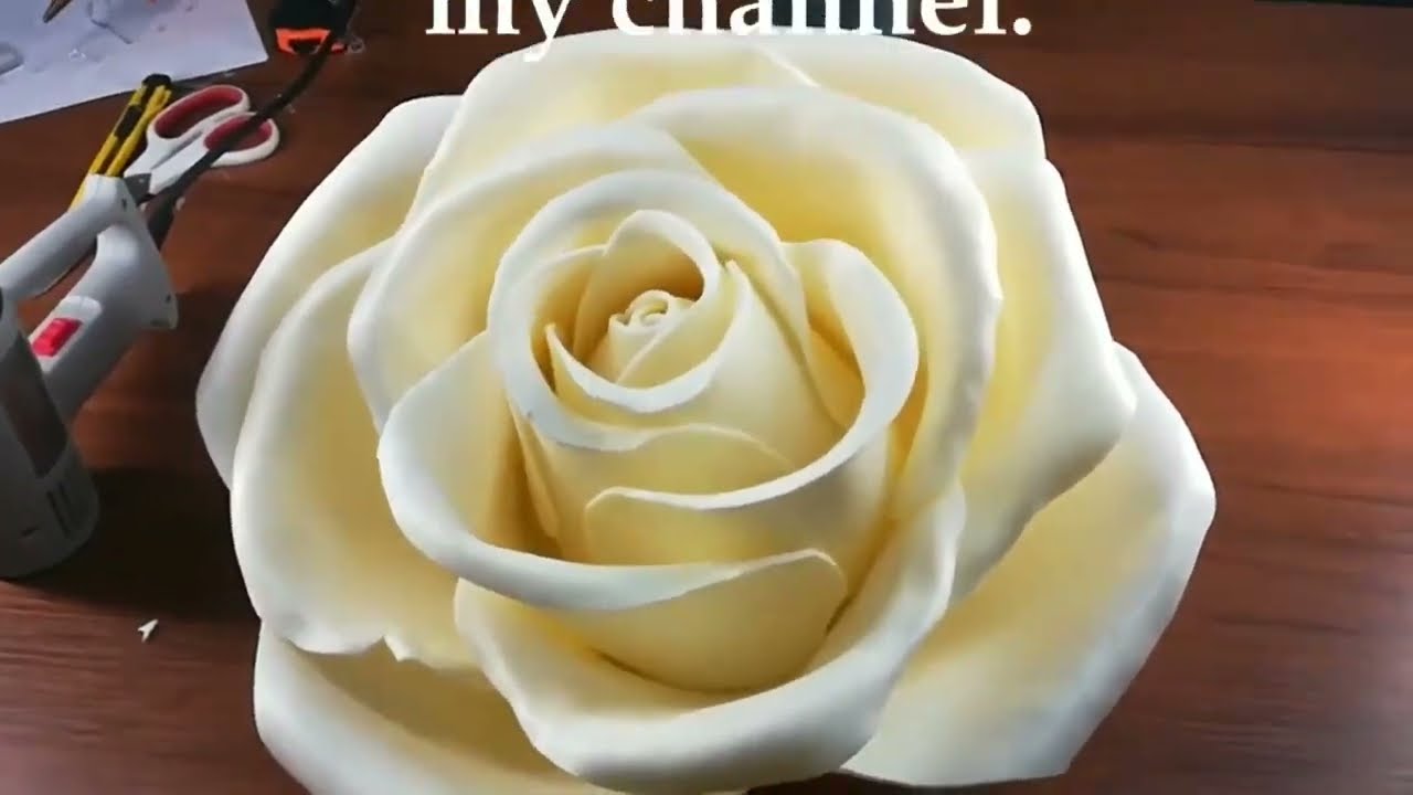 Giant foam flowers tutorial | Easy foam rose free template - YouTube