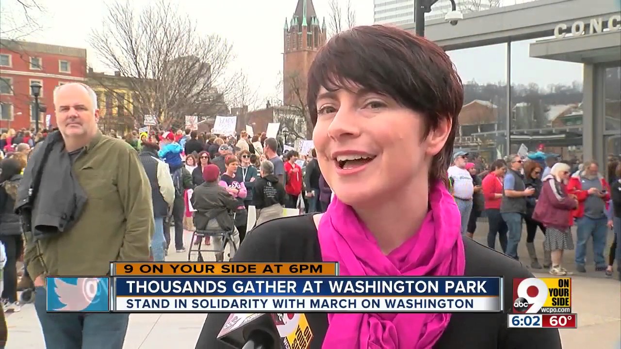 Women's March in Cincinnati draws thousands - YouTube