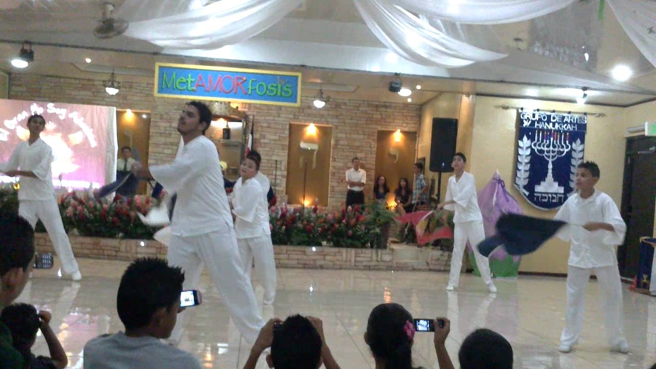 Danza con Banderas - YouTube