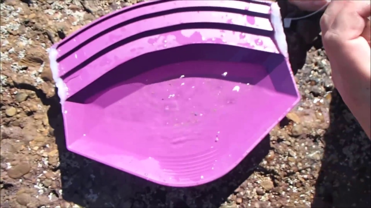 Gold at Doctor's Rocks, Tasmania - YouTube