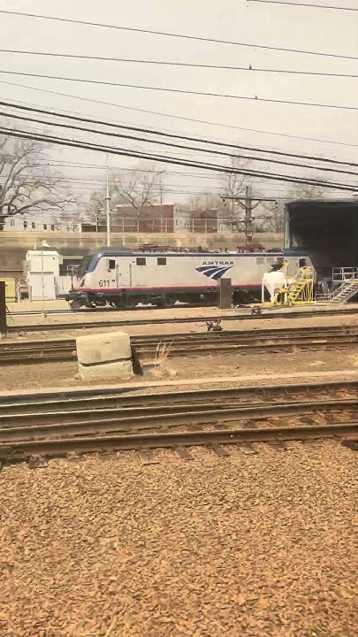 Amtrak ACS-64 #611 - YouTube