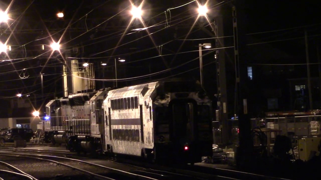 NJT GP40PH-2 #4112 leads MM-08 into Long Branch 10/24/19 - YouTube