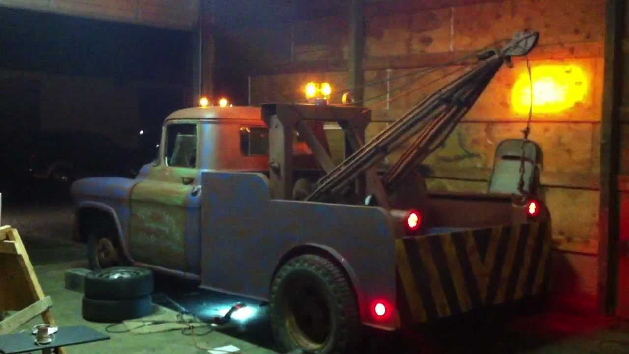 Tow Mater Portland w/working lights 1st time!!!! - YouTube
