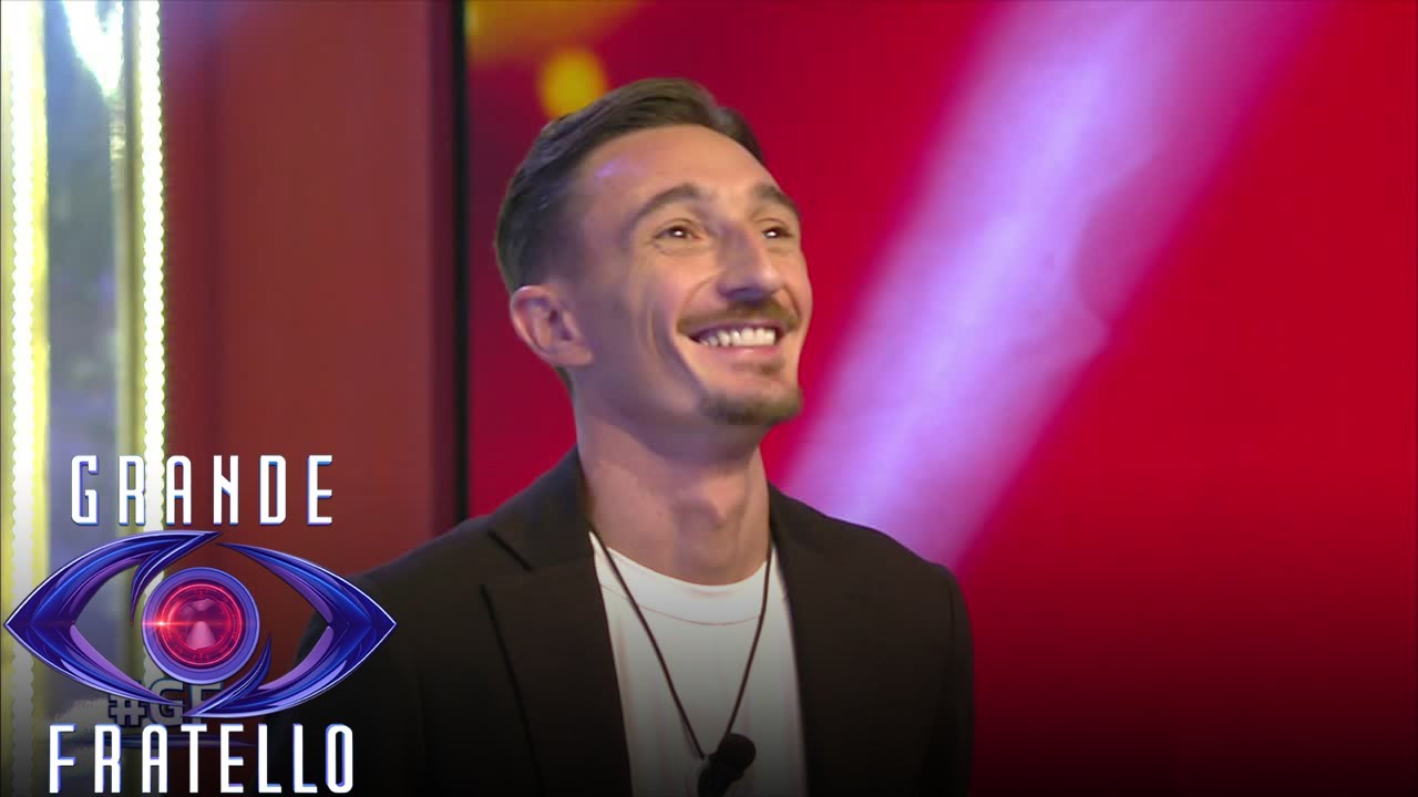 Grande Fratello - Ciro Petrone varca la soglia del Tugurio - YouTube