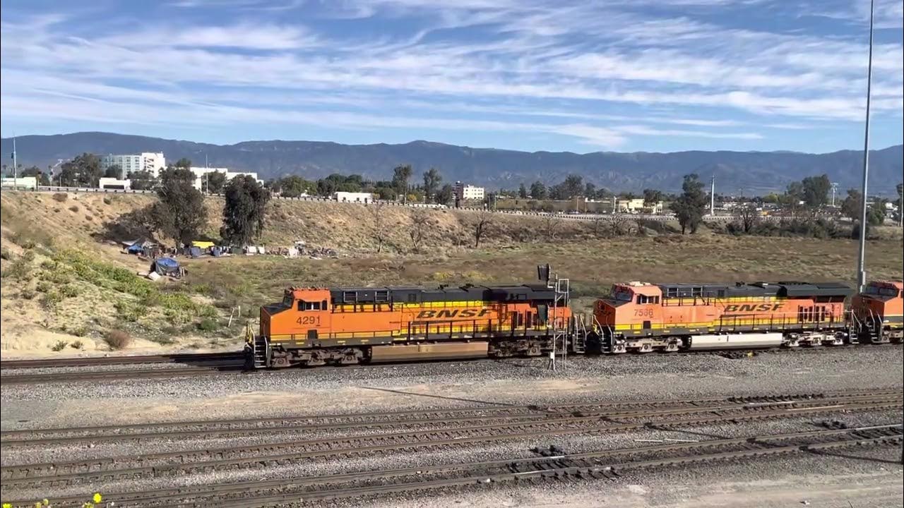 BNSF 4291 Arriving Westbound Manifest Train at West Colton Yard - YouTube