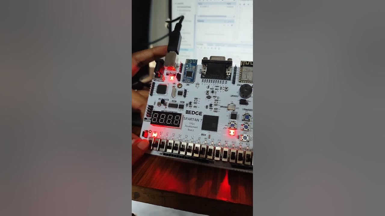 traffic light controller implementation on FPGA - YouTube