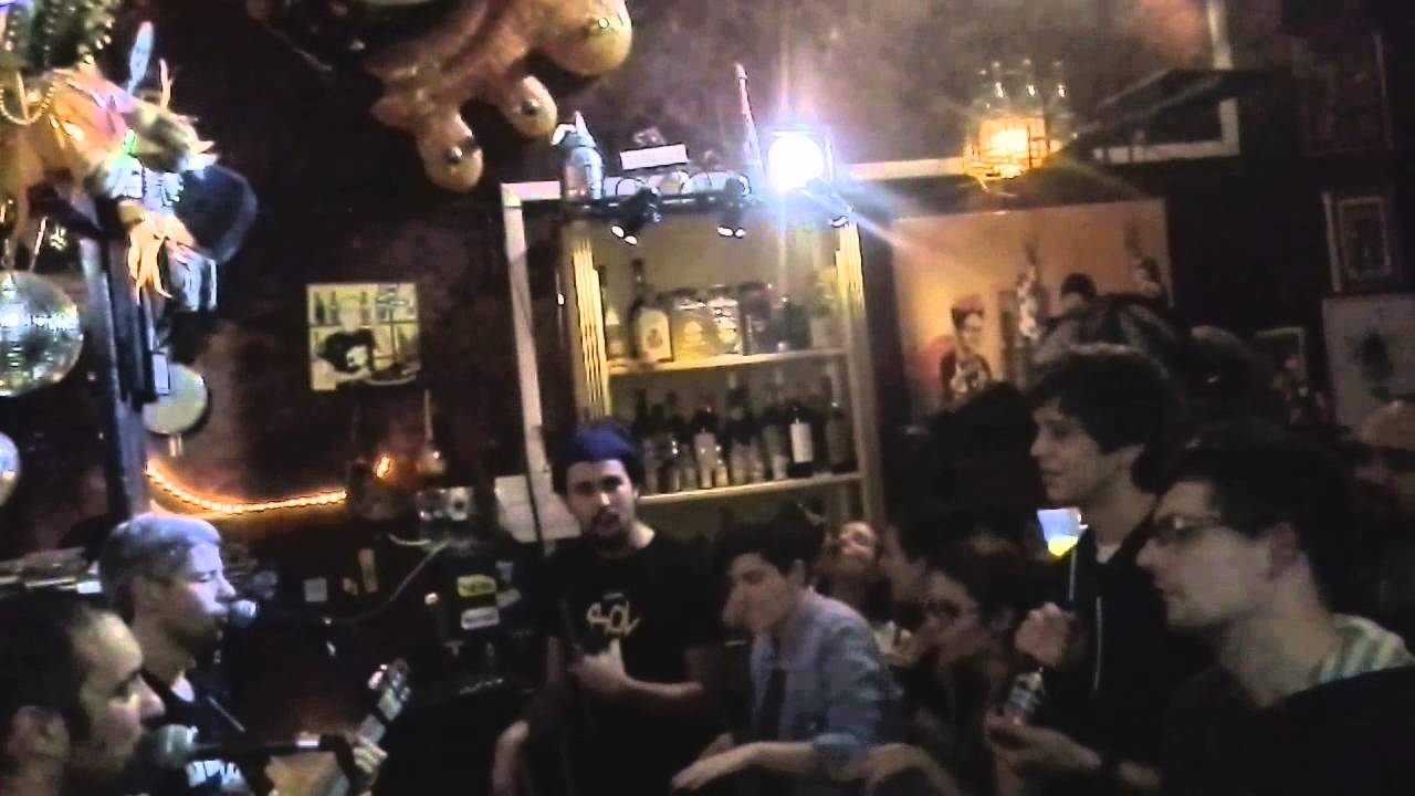 Joan Garriga & Madjid Fahem en Bodega Saltó - YouTube
