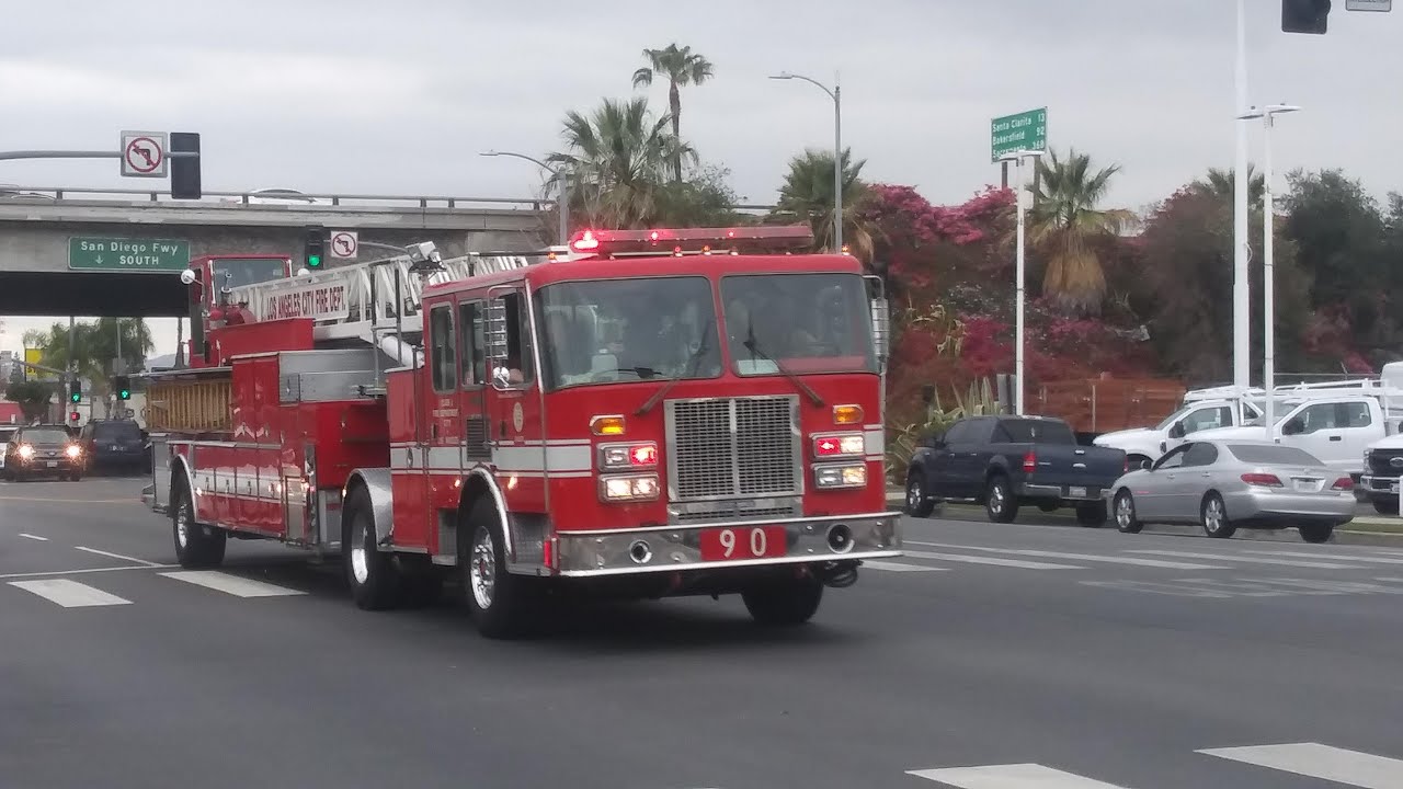 LAFD Light Force 90 Responding - YouTube