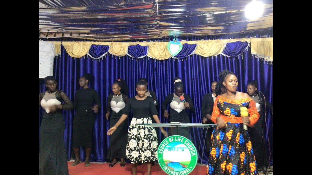 Praise and worship team source of life church mutundwe - YouTube
