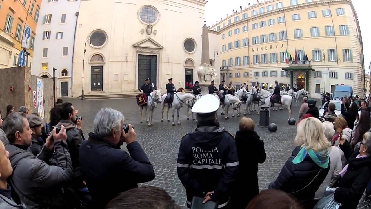 Roman Mounted Police - YouTube