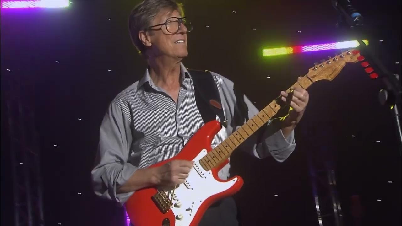 The Shadows - Dance On - The Final Tour - 2004 - 4K - YouTube