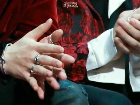 [방탄소년단] JIMIN'S HAND IS SO CUTE !! 😍😍 - YouTube