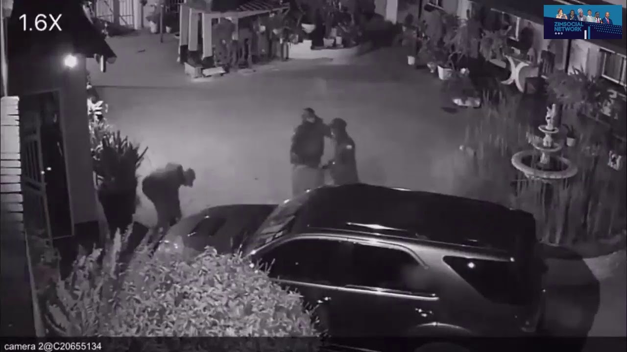 Watch Zimbabwean armed soldiers and policemen robbing at a house in ...