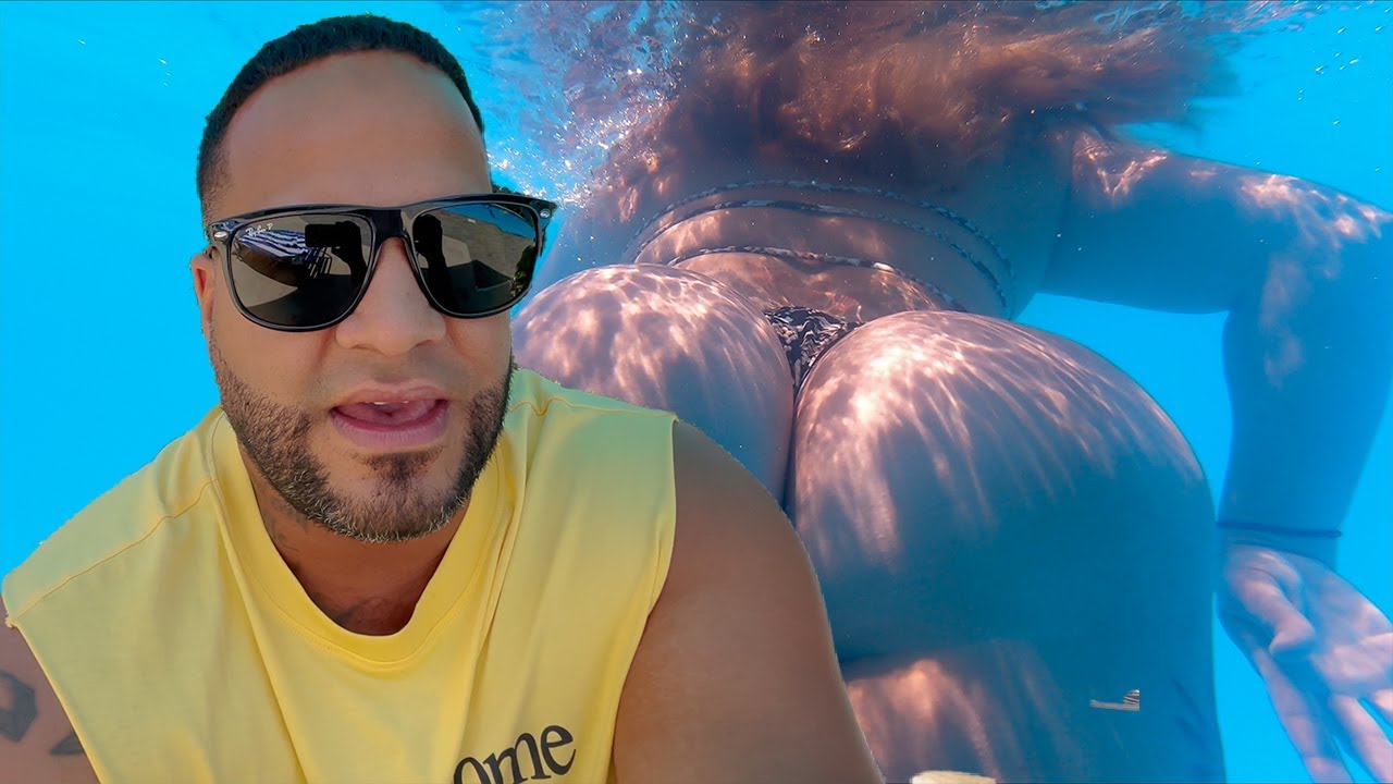 swimming with some CHEEKS lol - YouTube