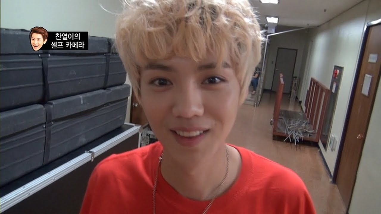 [ENGSUB] EXO First Box - Luhan's ramen hair cut [HD] - YouTube