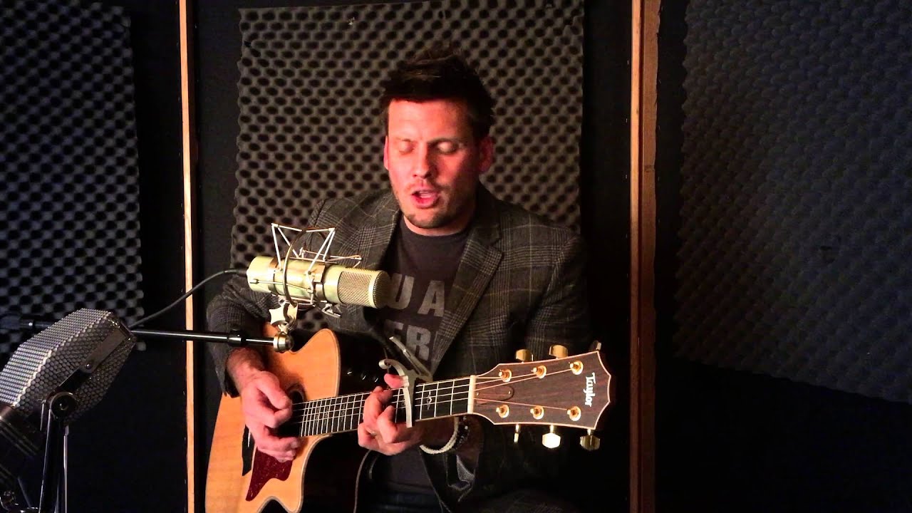 Love Yourself (Justin Bieber) - Performed by Robin Horlock - YouTube