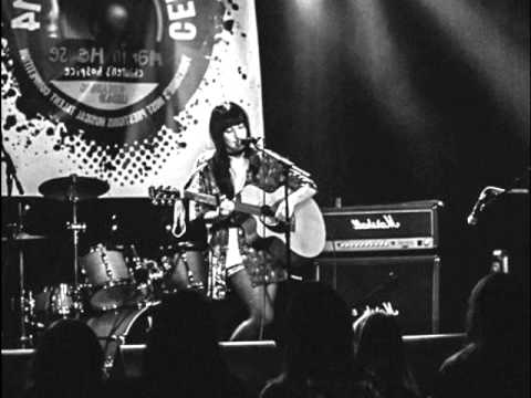 Bryony Drake - I Useta Lover (The Saw Doctors) - YouTube