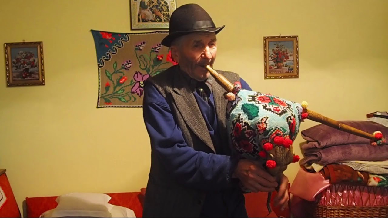 Doina played with bagpipe - Moldavian Romanian Collection - VLACH - YouTube
