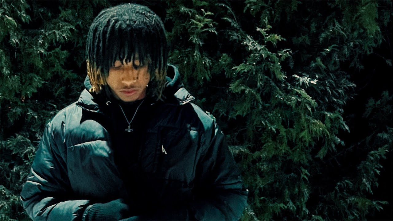 Wintr - I’m Glad That You Noticed (Official Visualizer) - YouTube