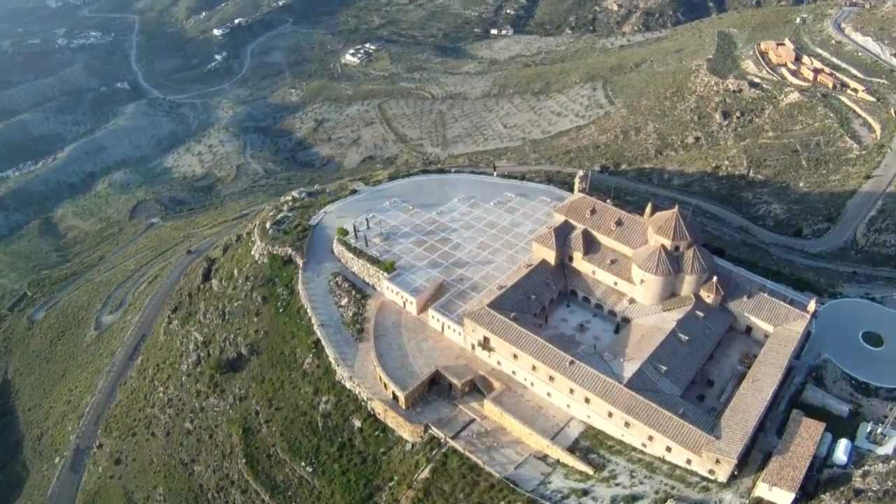 El Santuario del Saliente - YouTube