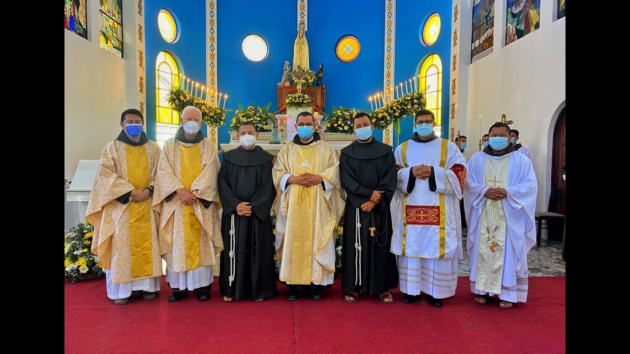 Votos Solemnes en la Orden de Frailes Menores OFM. Fray Roberto ...