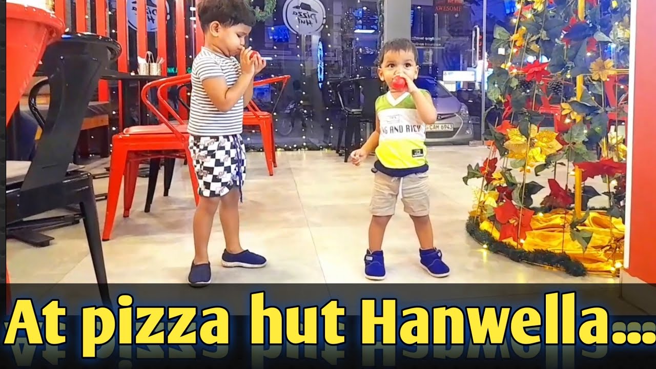 At pizza hut, Hanwella./ පීට්සා හට්, හංවැල්ල. - YouTube