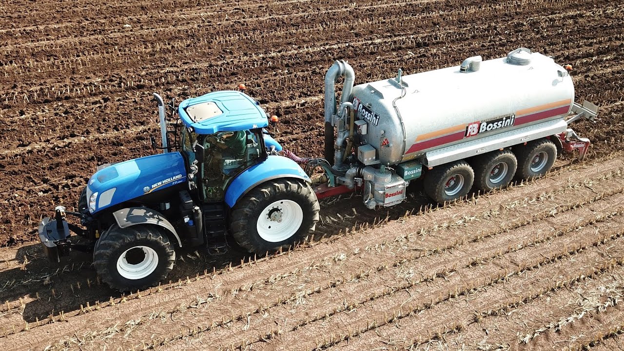 New Holland T7.250 | Bossini CB 200 | Interramento liquame - YouTube