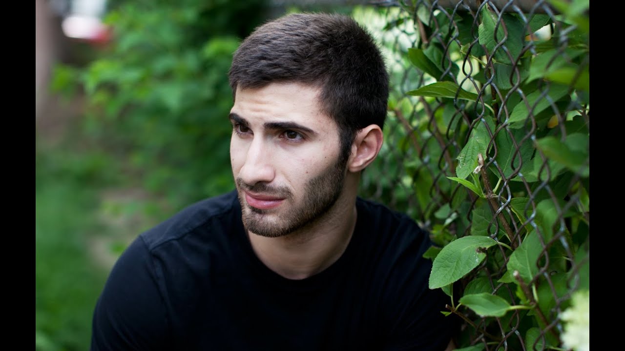 Natural Light 50mm Portrait Photography Tips - YouTube