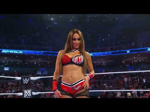 NIKKI BELLA VS PAIGE | WWE SMACKDOWN 