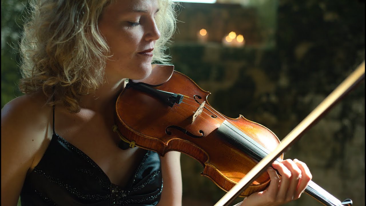 Anne Clément - Jean Sébastien Bach, 2ème partita : Gigue. - YouTube