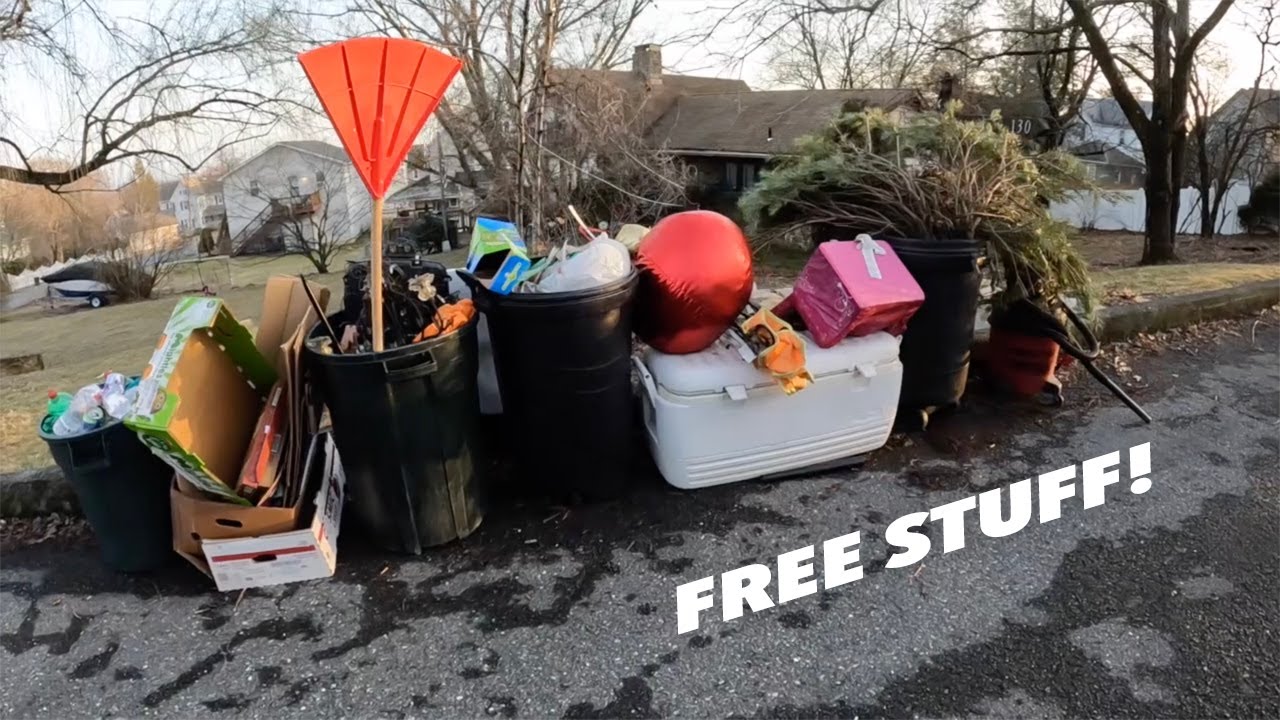 Curbside Scavenging - Trash Picking Ep. 723 - YouTube