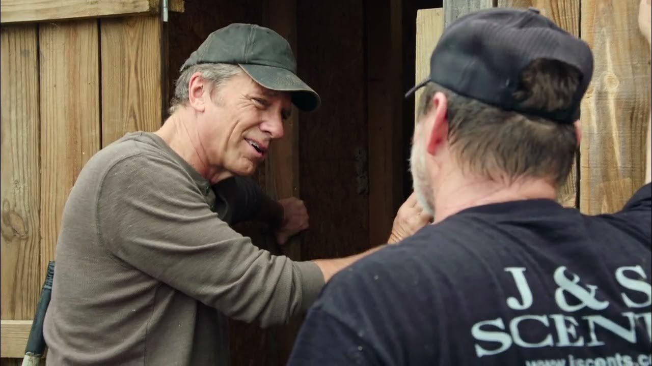 Deer Urine Farmer/Necropsy - YouTube