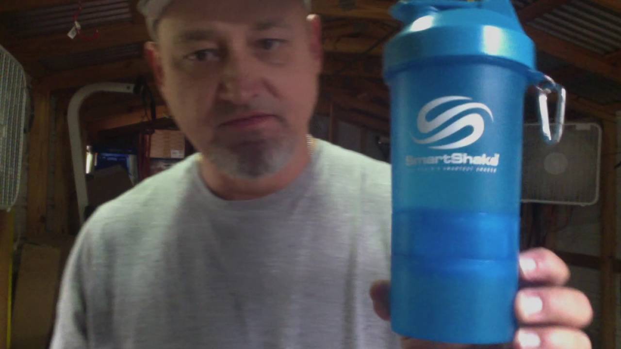Quick Review of the SmartShake Shaker Cup. - YouTube