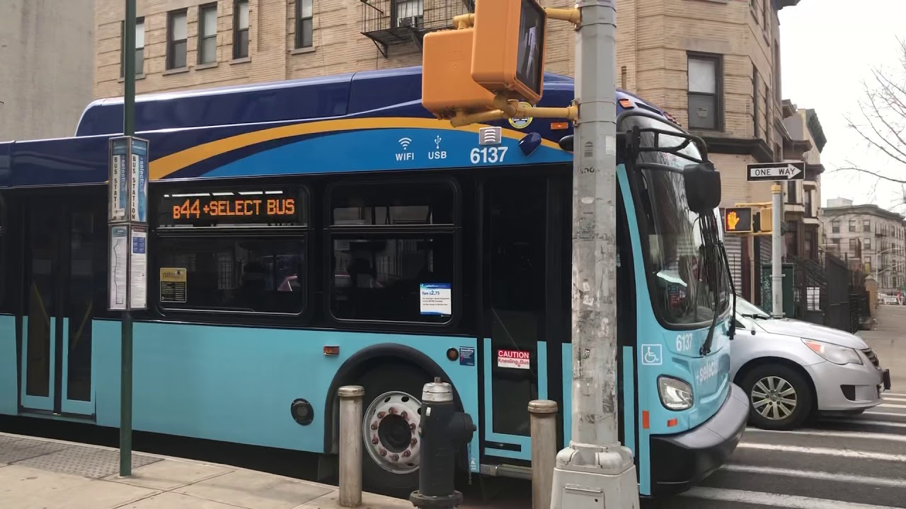 MTA Exclusive: 2019 New Flyer XD60 Xcelsior #6137 on the B44 SBS - YouTube