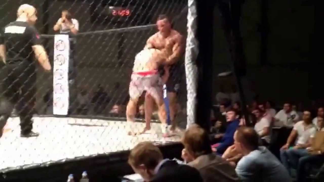 Tommy Titanium Gunn Pro Mma Debut Win Youtube 3348