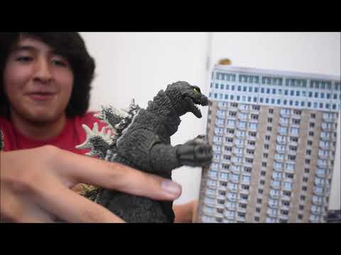 Godzilla vs Ultraman Toy Battle Parody (One Room Short Film)