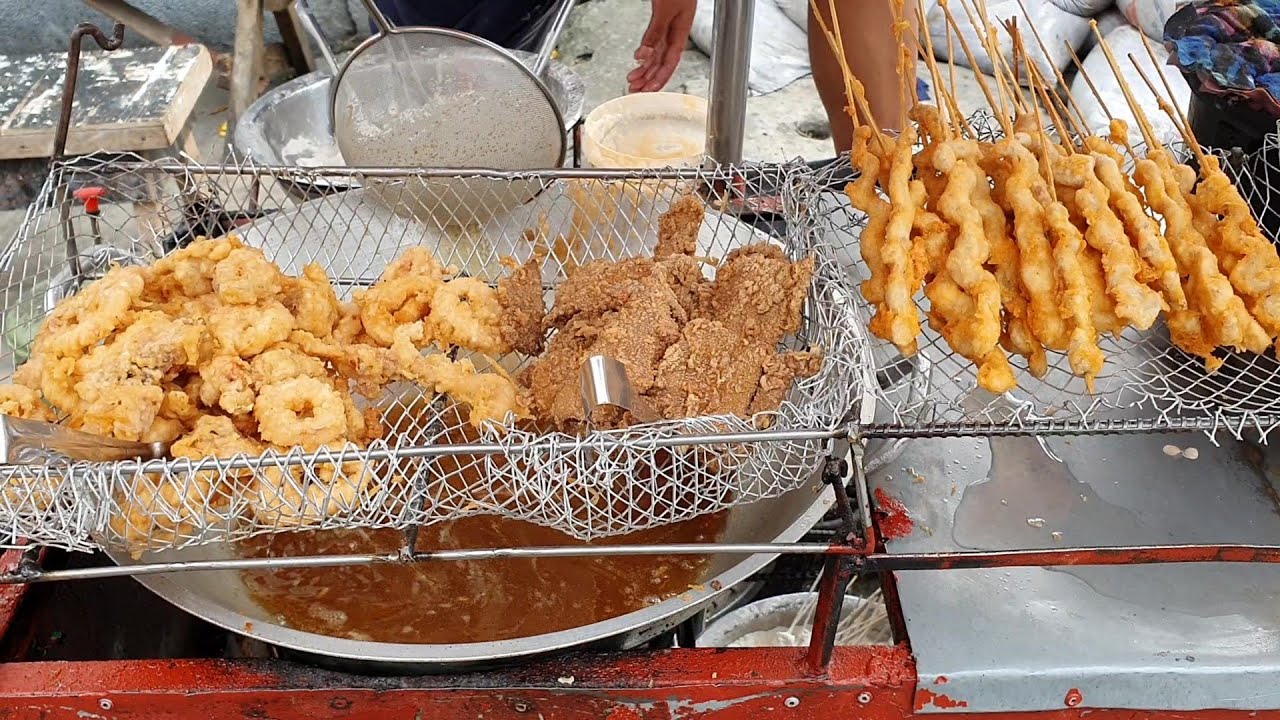 Filipino Street Food | Atay, Isaw and Calamares - YouTube