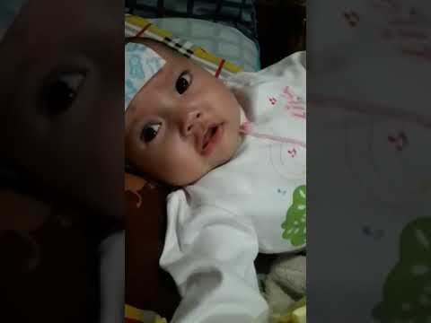 Curhat Bayi (Habis Imunisasi suntik) sakit mamih..