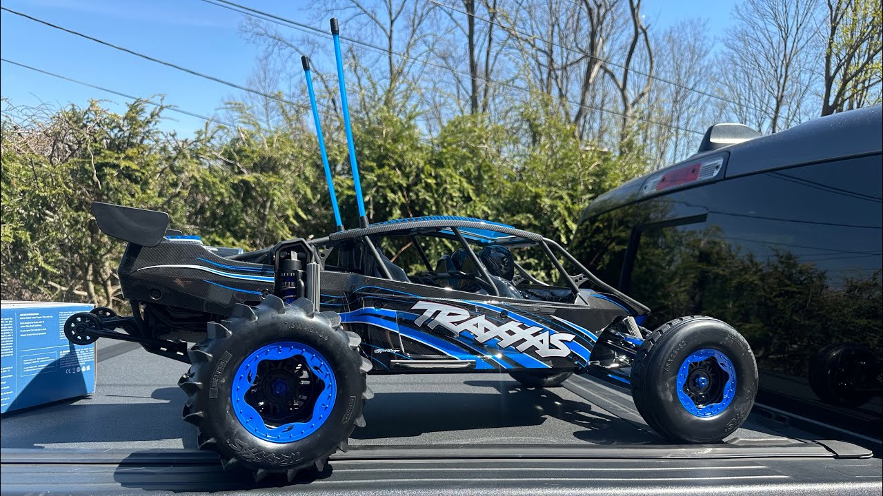 Traxxas FUNCO Sand car first look and initial thoughts - YouTube