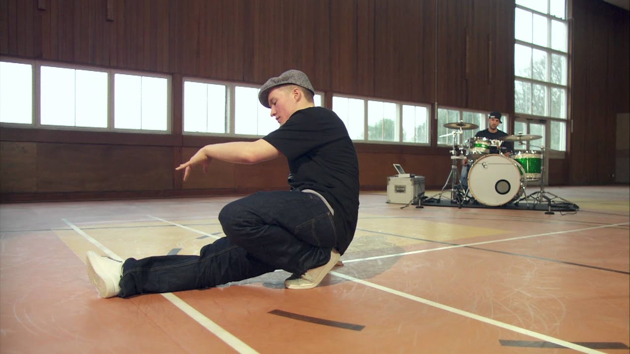 The BBoy Workshop | Learn to Breakdance | Footwork 6 | 2 Step / Baby ...