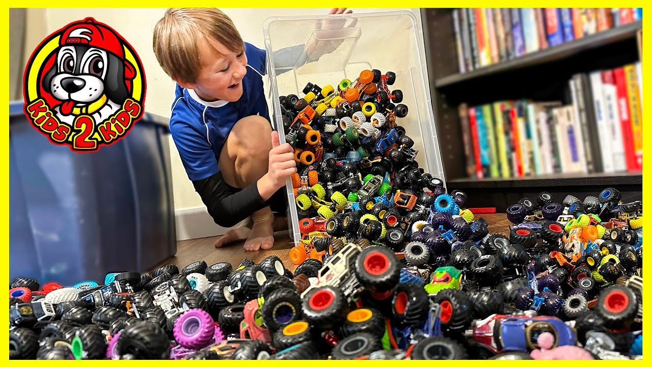 KIDS PLAY-ALONG | BUILD WITH CALEB A MONSTER TRUCK ARENA & RACE TRACK ...