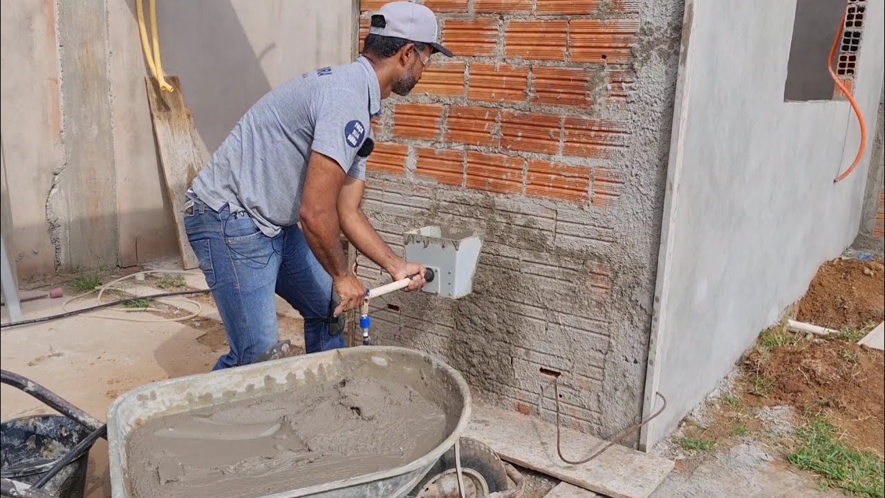 ESTÁ É MANEIRA MAIS RÁPIDA DO MUNDO DE REBOCAR PAREDE - YouTube