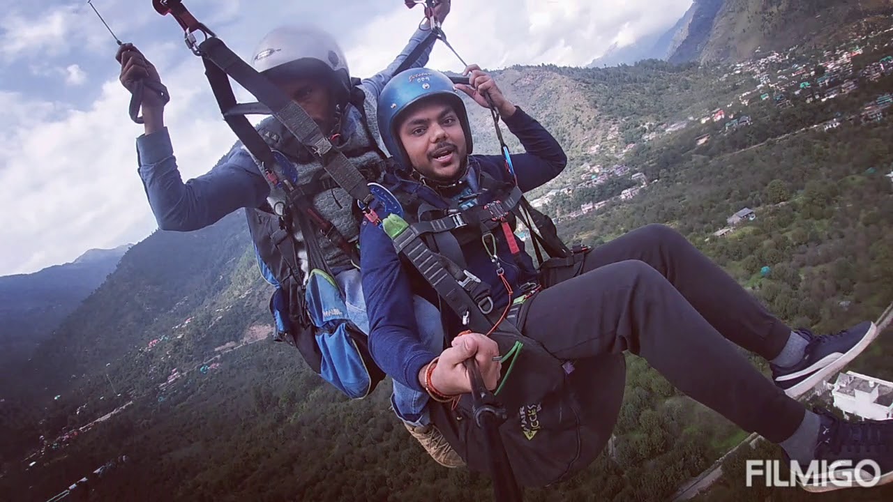 Paragliding at Manali - YouTube