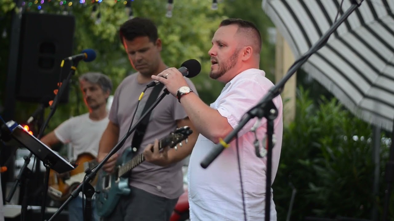 Last Chance Motel - Best Years (live) - YouTube