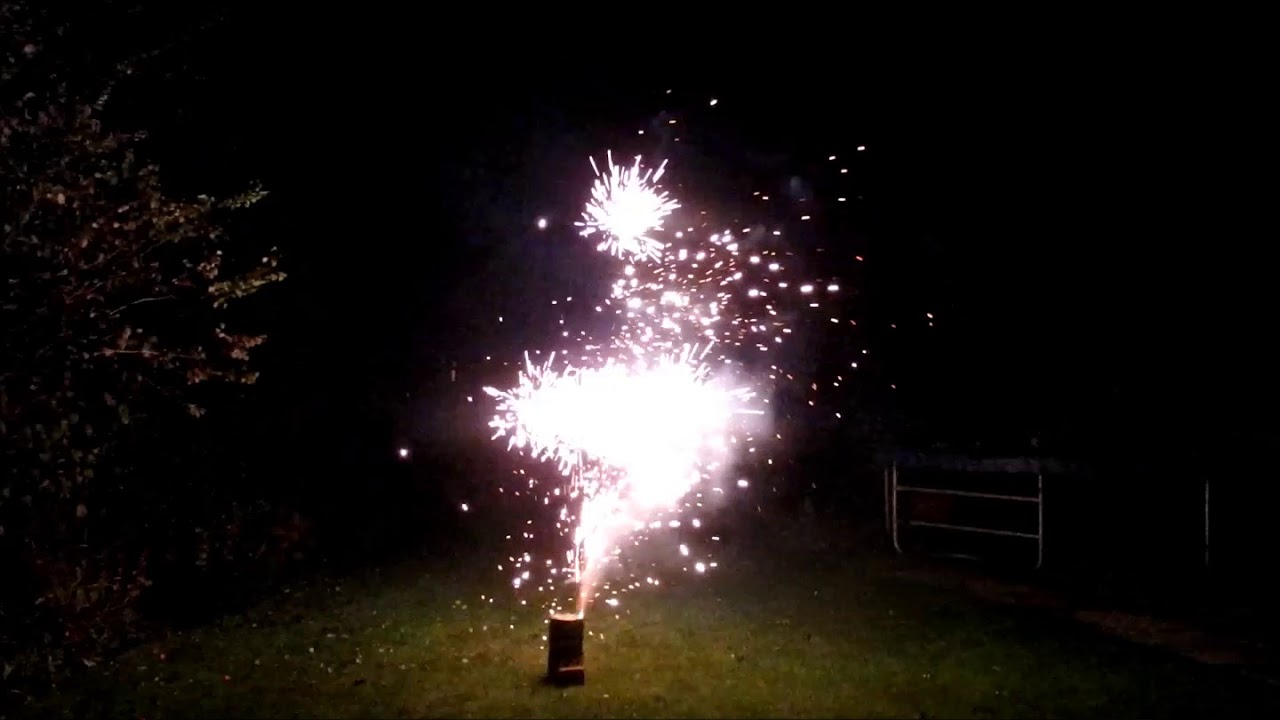 Black Cat's Bellagio Fountain at Jordans Fireworks - YouTube